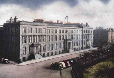 Breathtaking luxury at Glasgow’s Blythswood Square | Easier