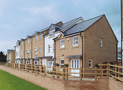 Take in the 'view' at Drayton Resevoir in Daventry | Easier
