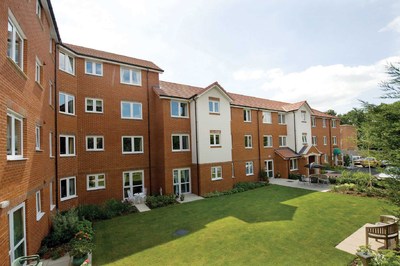 Secure your retirement at Laburnum Court, Uxbridge | Easier