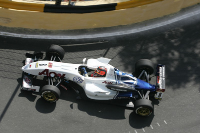 Formula 3 drivers ‘Powered by Volkswagen’ in 2010 | Easier