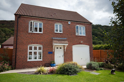 Taylor Wimpey builds on success in Godrergraig | Easier