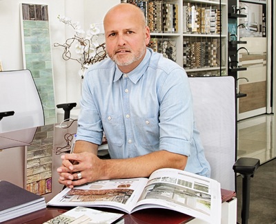 Self-taken snaps key to making a house a home, say Brits | Easier